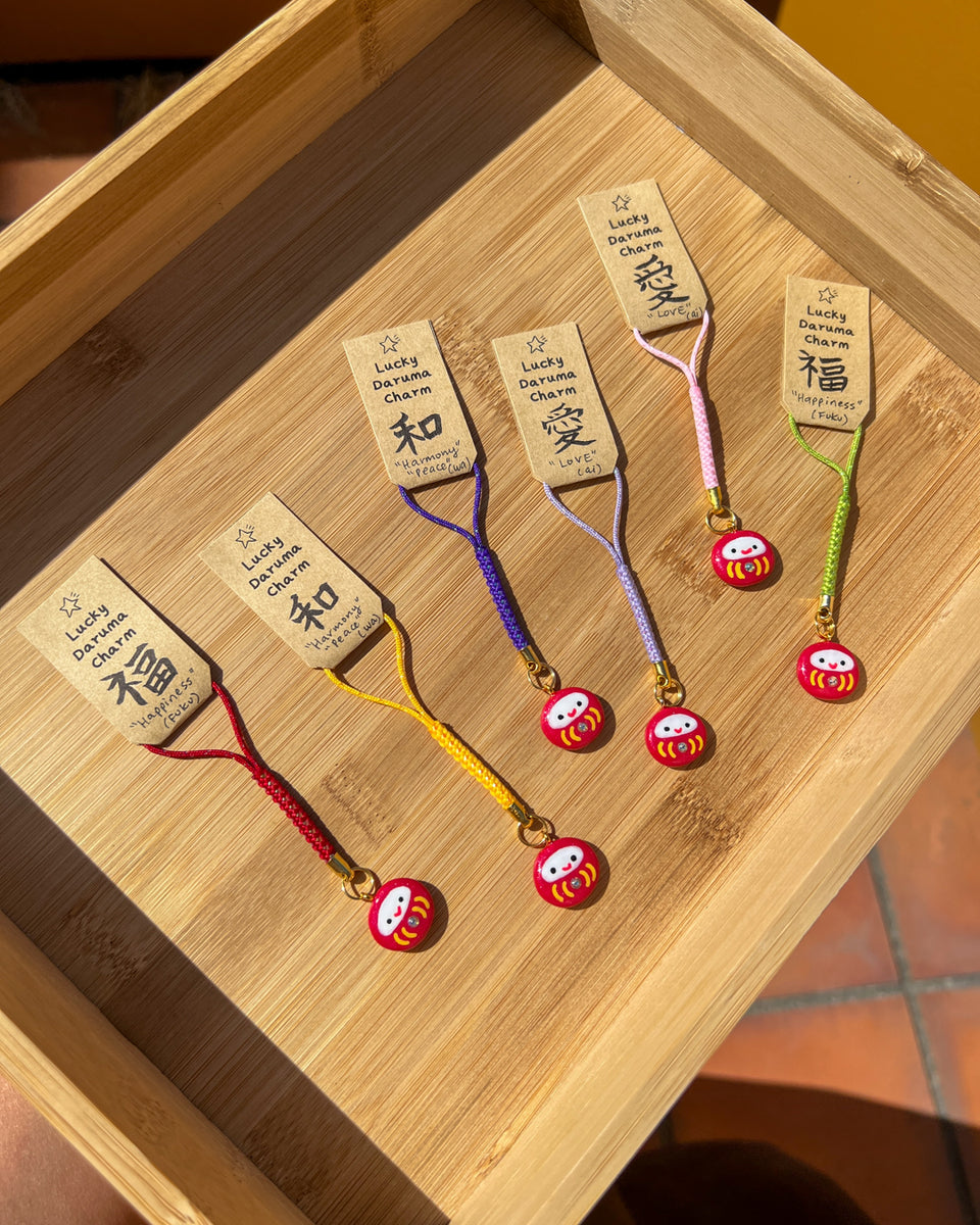 Lucky Daruma Charm Keychain – Tanuki & Co